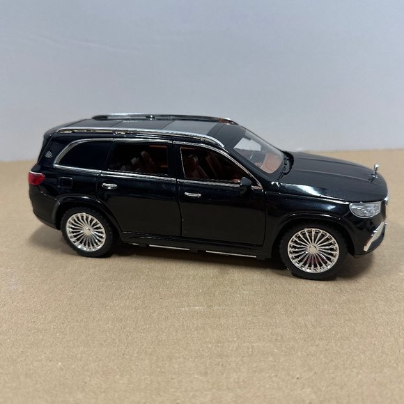 Toys | 124 Maybach Glsclass Gls60 Diecast Led Headlight Tail Light ...